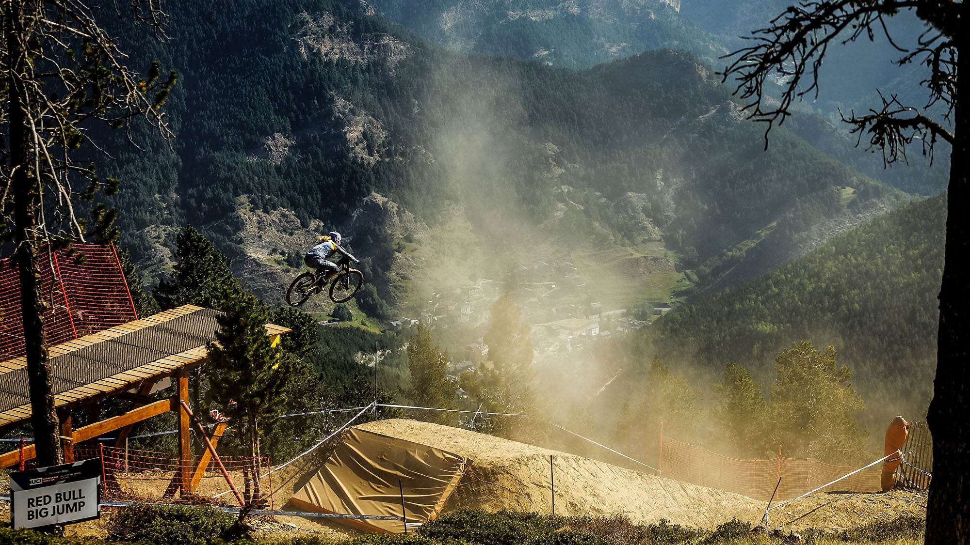 Bike Screensavers – Troy Lee Designs Canada